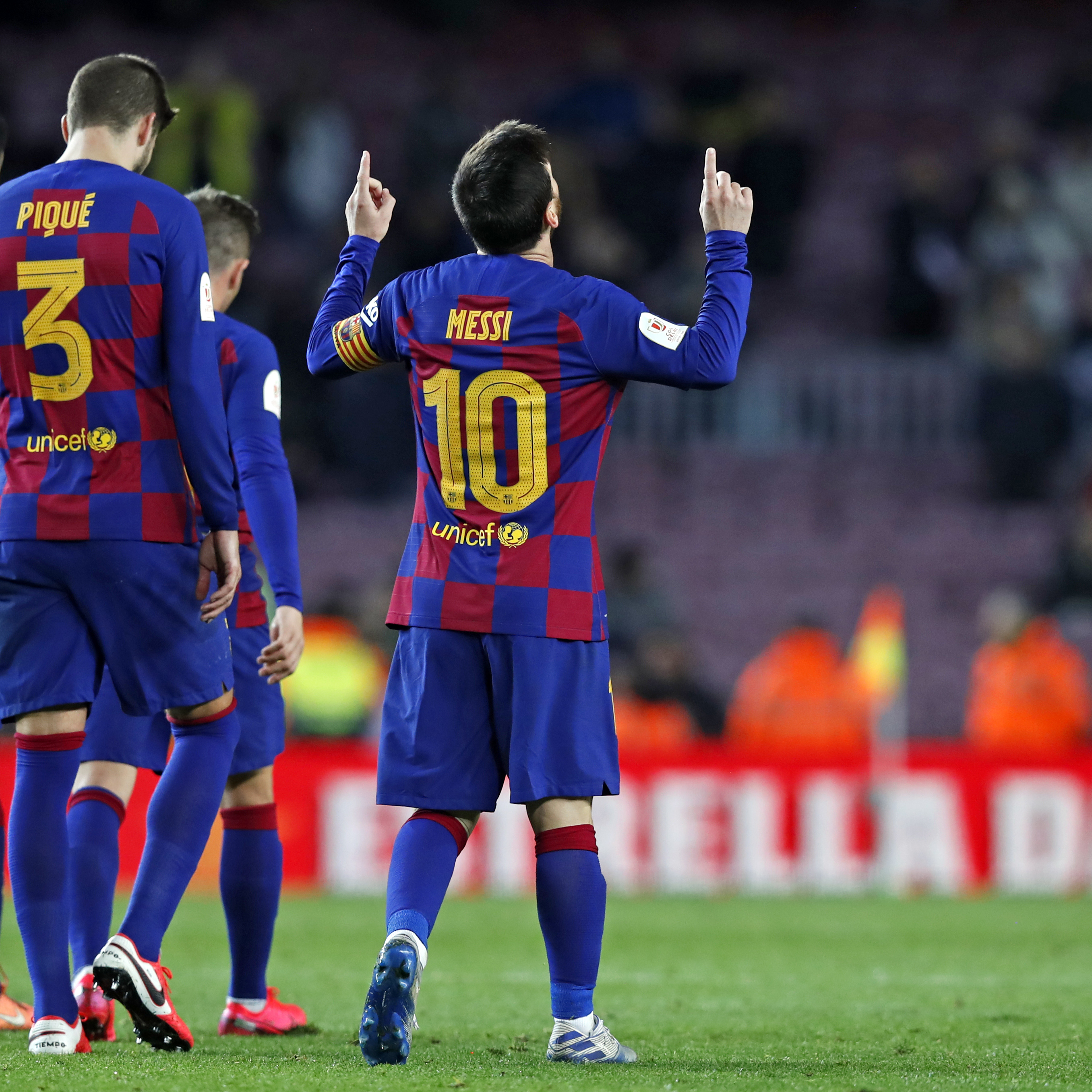 MESSI RECORDS 500TH WIN